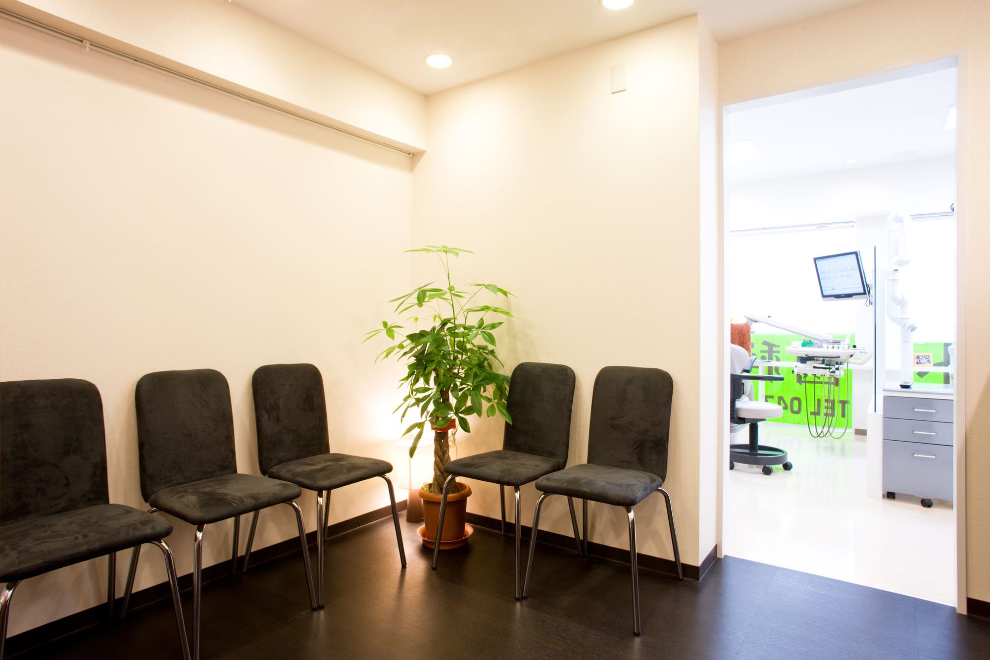 歯科医院売却の流れ・相場を解説！税金に注意！ DawnX株式会社